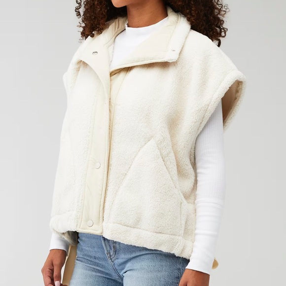 Free People | Jackets & Coats | Free People Scout It Out Fleece Vest ...